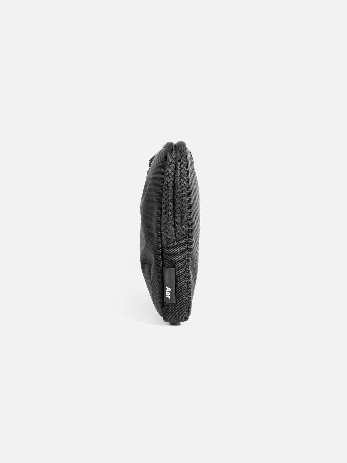 AER Tech Folio 13 Inch Black - MORE by Morello Indonesia